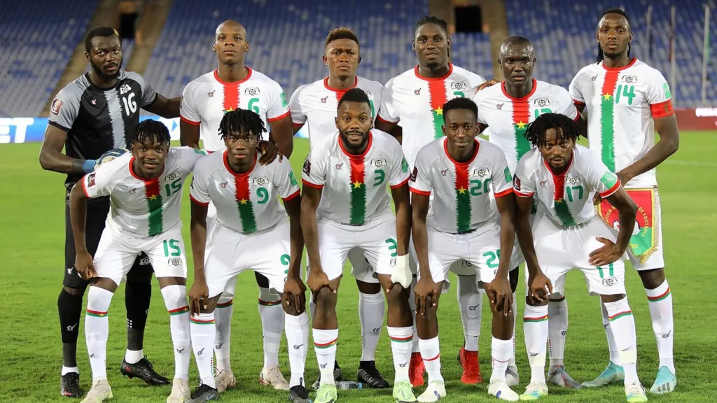 "L'Algérie a Mahrez, et nous on a Tapsoba" - Fennec Football